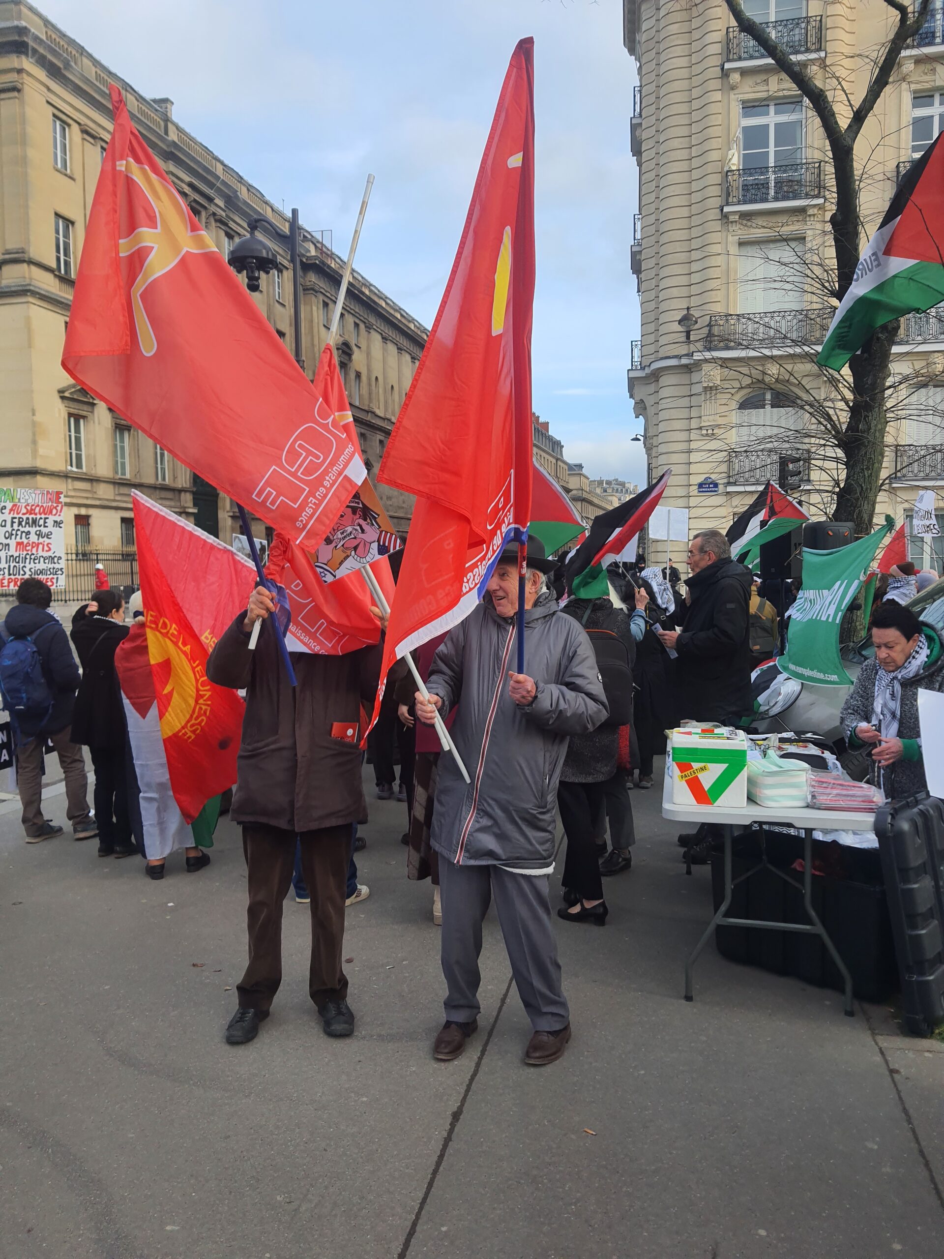 Le PRCF mobilisé à Paris avec l'UJFP contre la proposition de loi Yadan ...